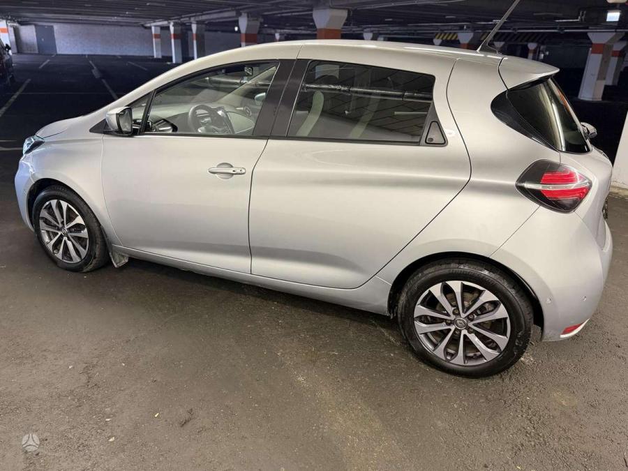 Zils Renault Zoe 2020 Bauska, ar dzinēja tilpumu 0.00 L un nobraukumu 99 tūkst. km par 11350 €, foto 5 vietnē AUTOMOTO.COM.LV