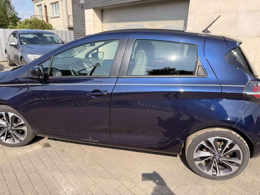Blue Renault Zoe 2021 in Kaunas, with an engine capacity of 0.00 L and mileage of 51 thousand km for 13500 €, photo 9 on AUTOMOTO.COM.LV
