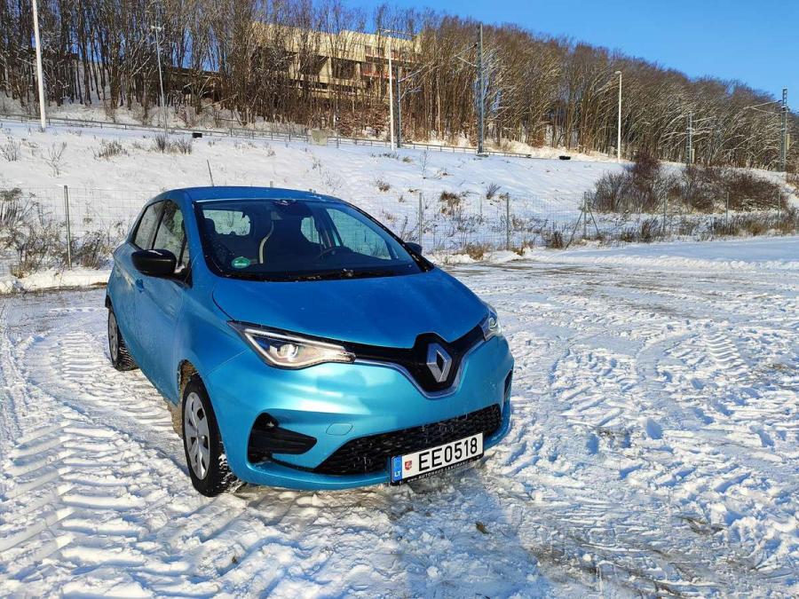 Blue Renault Zoe 2022 in Kaunas, with an engine capacity of 0.00 L and mileage of 22 thousand km for 13900 €, photo 3 on AUTOMOTO.COM.LV