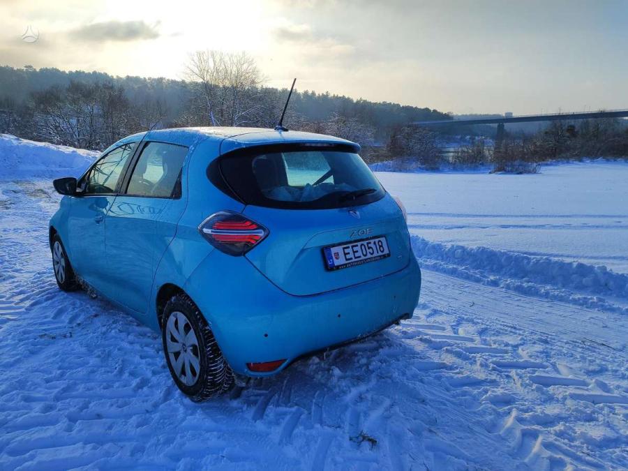 Blue Renault Zoe 2022 in Kaunas, with an engine capacity of 0.00 L and mileage of 22 thousand km for 13900 €, photo 8 on AUTOMOTO.COM.LV