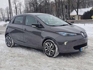 Grey Renault Zoe 2017 in Taurage, with an engine capacity of 0.00 L and mileage of 89 thousand km for 6199 €, photo 12 on AUTOMOTO.COM.LV