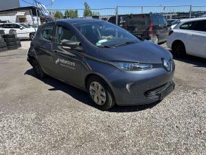 Pelēks Renault Zoe 2019 Kauņa, ar dzinēja tilpumu 0.00 L un nobraukumu 78 tūkst. km par 3650 €, foto 3 vietnē AUTOMOTO.COM.LV