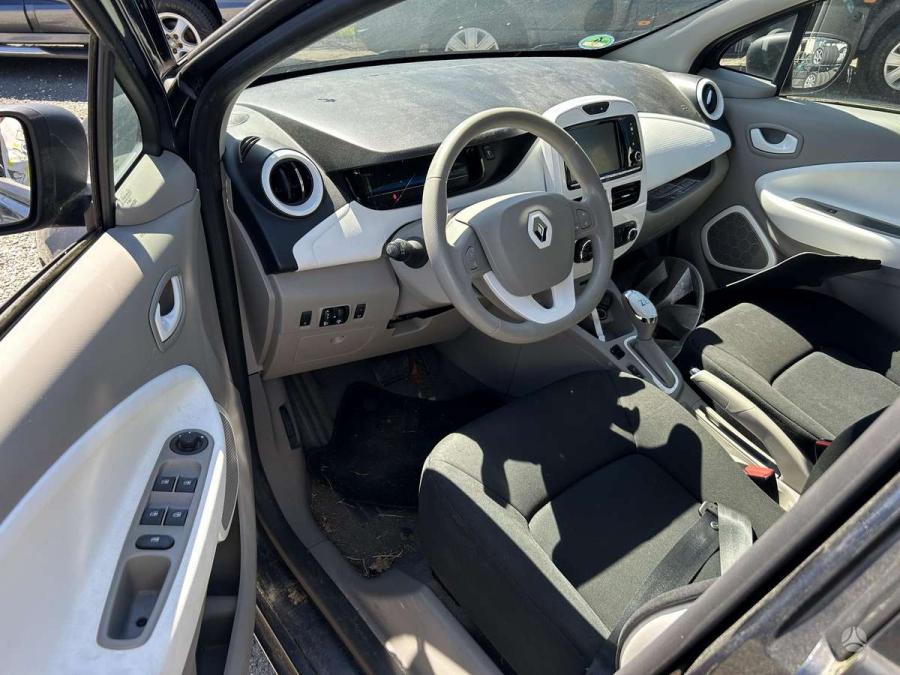 Pelēks Renault Zoe 2019 Kauņa, ar dzinēja tilpumu 0.00 L un nobraukumu 78 tūkst. km par 3650 €, foto 10 vietnē AUTOMOTO.COM.LV