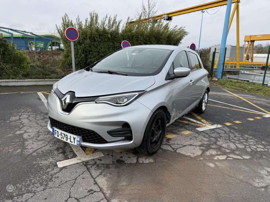 Grey Renault Zoe 2020 in Kaunas, with an engine capacity of 0.00 L and mileage of 99 thousand km for 4990 €, photo 7 on AUTOMOTO.COM.LV