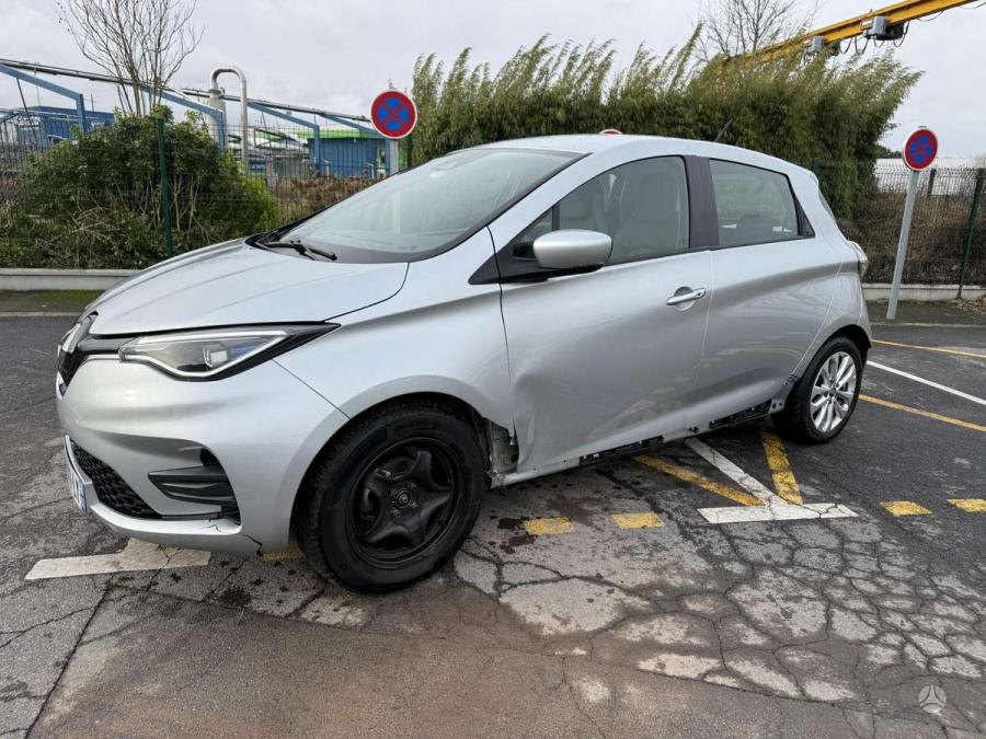 Grey Renault Zoe 2020 in Kaunas, with an engine capacity of 0.00 L and mileage of 99 thousand km for 4990 €, photo 9 on AUTOMOTO.COM.LV