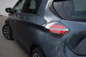 Pelēks Renault Zoe 2020 Rīga, ar dzinēja tilpumu 0.00 L un nobraukumu 82 tūkst. km par 14300 €, foto 8 vietnē AUTOMOTO.COM.LV