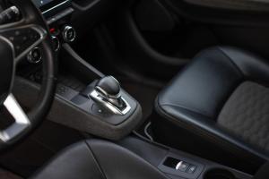 Pelēks Renault Zoe 2020 Rīga, ar dzinēja tilpumu 0.00 L un nobraukumu 82 tūkst. km par 14300 €, foto 12 vietnē AUTOMOTO.COM.LV