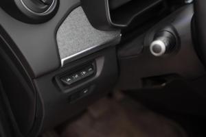 Pelēks Renault Zoe 2020 Rīga, ar dzinēja tilpumu 0.00 L un nobraukumu 82 tūkst. km par 14300 €, foto 15 vietnē AUTOMOTO.COM.LV
