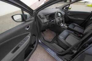 Pelēks Renault Zoe 2020 Rīga, ar dzinēja tilpumu 0.00 L un nobraukumu 82 tūkst. km par 14300 €, foto 21 vietnē AUTOMOTO.COM.LV