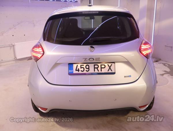 Pelēks Renault Zoe 2021 Tallina, ar dzinēja tilpumu 0.00 L un nobraukumu 31 tūkst. km par 15900 €, foto 4 vietnē AUTOMOTO.COM.LV