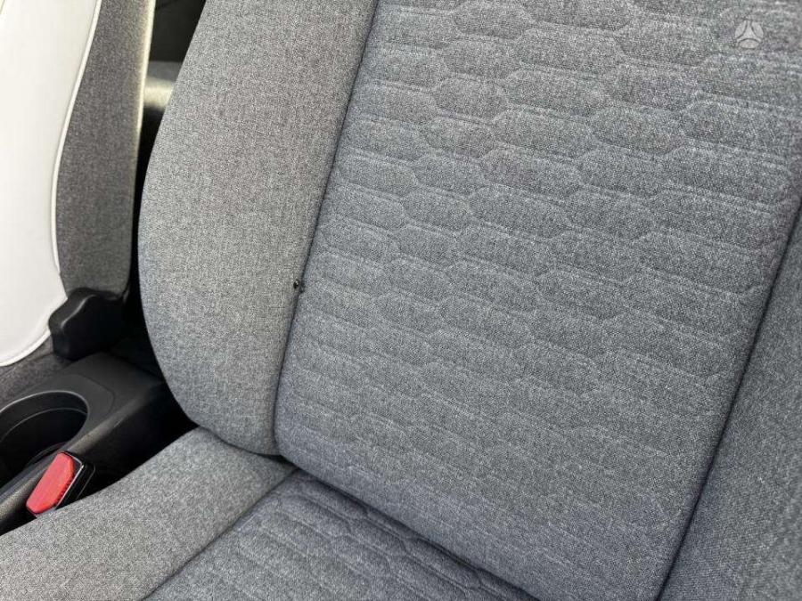 Pelēks Renault Zoe 2021 Radviliškis, ar dzinēja tilpumu 0.00 L un nobraukumu 50 tūkst. km par 15185 €, foto 26 vietnē AUTOMOTO.COM.LV
