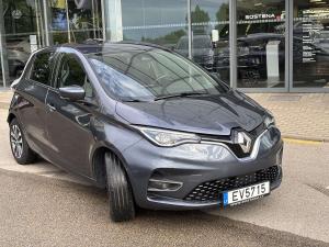 Grey Renault Zoe 2021 in Siauliai, with an engine capacity of 0.00 L and mileage of 71 thousand km for 13500 €, photo 3 on AUTOMOTO.COM.LV