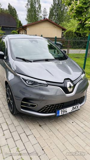 Grey Renault Zoe 2023 in Voru, with an engine capacity of 0.00 L and mileage of 27 thousand km for 16990 €, photo 3 on AUTOMOTO.COM.LV