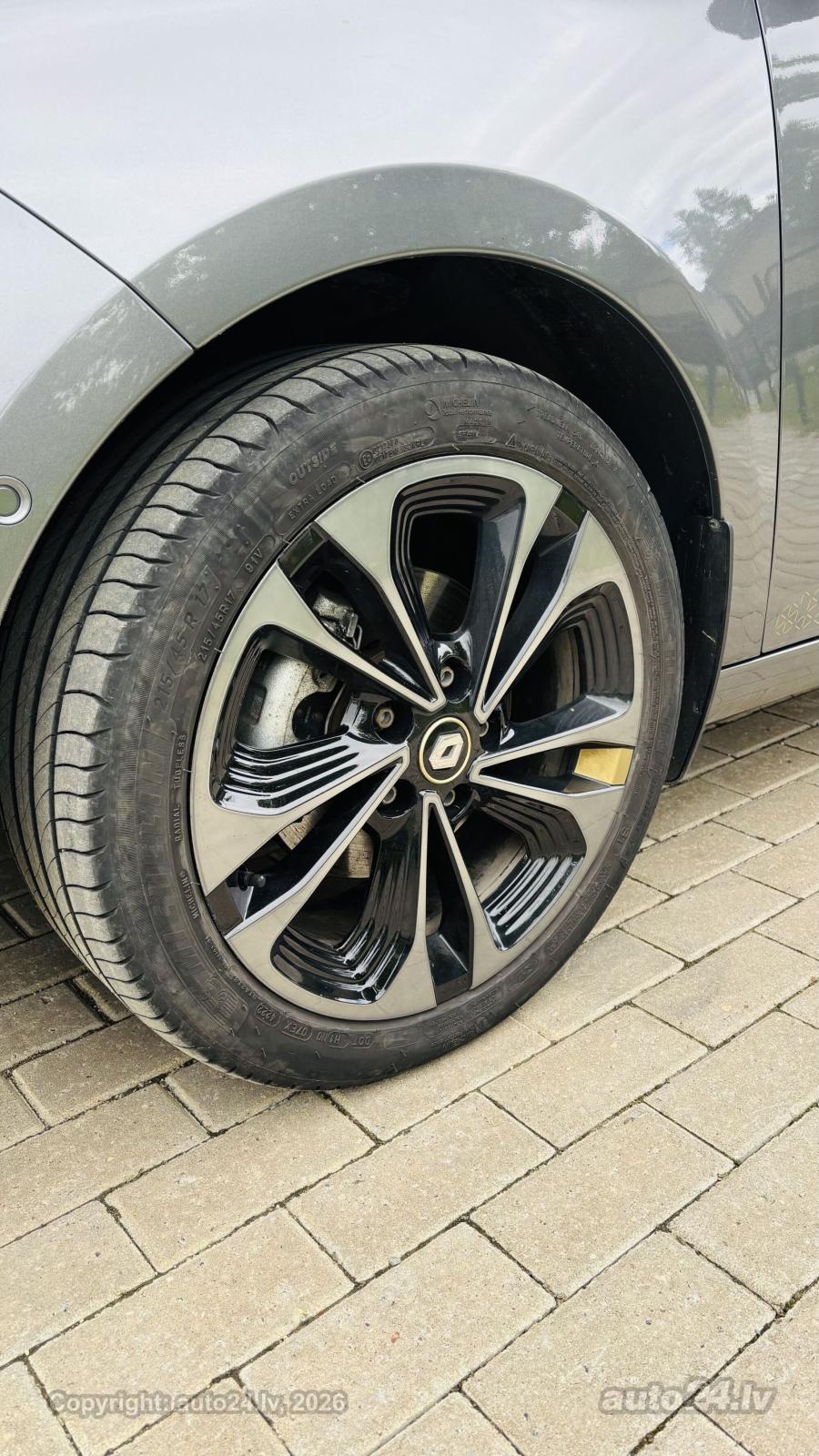 Grey Renault Zoe 2023 in Voru, with an engine capacity of 0.00 L and mileage of 27 thousand km for 16990 €, photo 6 on AUTOMOTO.COM.LV
