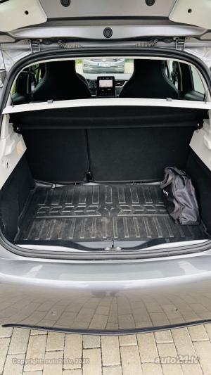 Grey Renault Zoe 2023 in Voru, with an engine capacity of 0.00 L and mileage of 27 thousand km for 16990 €, photo 7 on AUTOMOTO.COM.LV