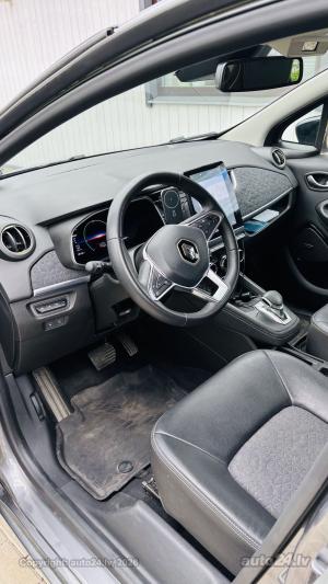 Grey Renault Zoe 2023 in Voru, with an engine capacity of 0.00 L and mileage of 27 thousand km for 16990 €, photo 8 on AUTOMOTO.COM.LV
