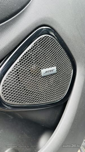 Grey Renault Zoe 2023 in Voru, with an engine capacity of 0.00 L and mileage of 27 thousand km for 16990 €, photo 9 on AUTOMOTO.COM.LV