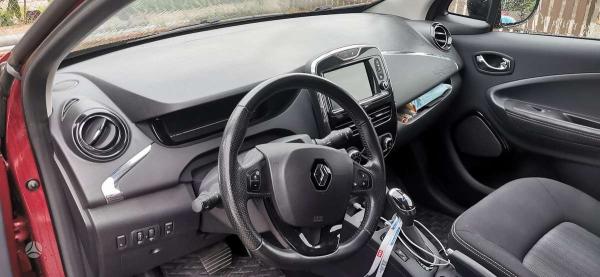 Sarkans Renault Zoe 2018 Panevēža, ar dzinēja tilpumu 0.00 L un nobraukumu 43 tūkst. km par 7700 €, foto 10 vietnē AUTOMOTO.COM.LV