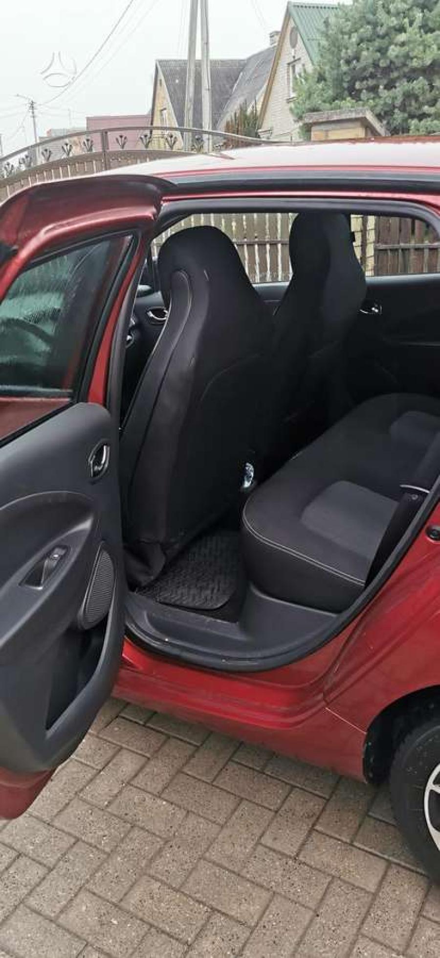 Sarkans Renault Zoe 2018 Panevēža, ar dzinēja tilpumu 0.00 L un nobraukumu 43 tūkst. km par 7700 €, foto 12 vietnē AUTOMOTO.COM.LV
