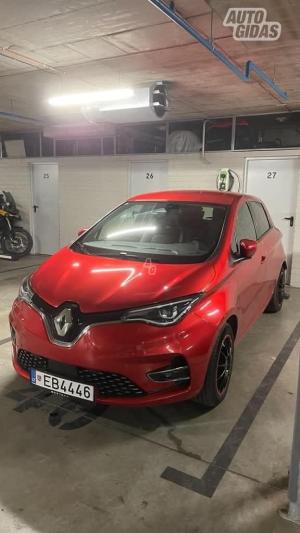 Red Renault Zoe 2021 in Vilnius, with an engine capacity of 0.00 L and mileage of 57 thousand km for 10500 €, photo 4 on AUTOMOTO.COM.LV