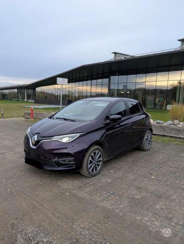 Violet Renault Zoe 2021 in Kaunas, with an engine capacity of 0.00 L and mileage of 70 thousand km for 10400 €, photo 2 on AUTOMOTO.COM.LV