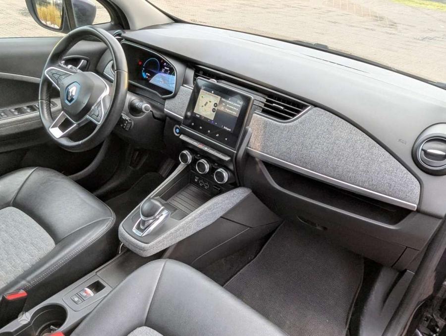 Violet Renault Zoe 2021 in Kaunas, with an engine capacity of 0.00 L and mileage of 70 thousand km for 10400 €, photo 11 on AUTOMOTO.COM.LV