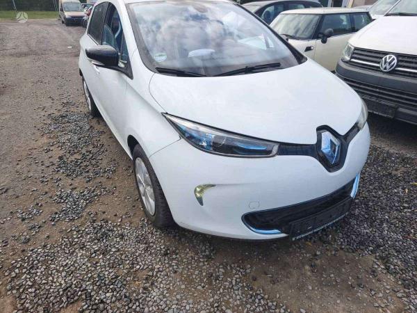 White Renault Zoe 2013 in Kaunas, with an engine capacity of 0.00 L and mileage of 143 thousand km for 3950 €, photo 1 on AUTOMOTO.COM.LV