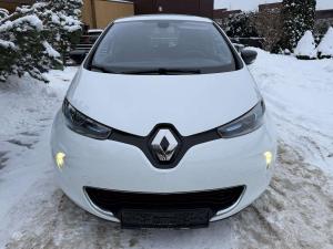 White Renault Zoe 2015 in Vilnius, with an engine capacity of 0.00 L and mileage of 124 thousand km for 3200 €, photo 2 on AUTOMOTO.COM.LV
