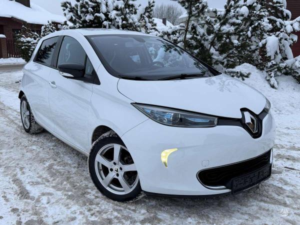 White Renault Zoe 2015 in Vilnius, with an engine capacity of 0.00 L and mileage of 124 thousand km for 3200 €, photo 5 on AUTOMOTO.COM.LV