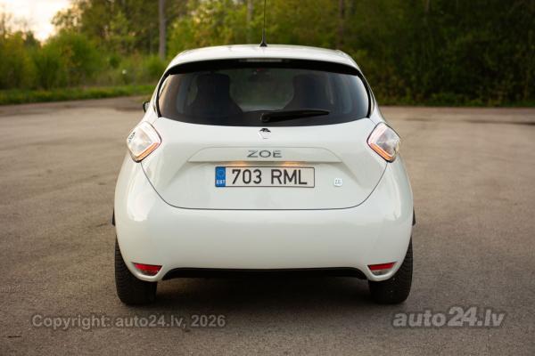Balts Renault Zoe 2015 Pērnava, ar dzinēja tilpumu 0.00 L un nobraukumu 24 tūkst. km par 6990 €, foto 5 vietnē AUTOMOTO.COM.LV