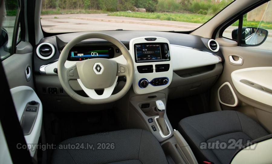Balts Renault Zoe 2015 Pērnava, ar dzinēja tilpumu 0.00 L un nobraukumu 24 tūkst. km par 6990 €, foto 19 vietnē AUTOMOTO.COM.LV