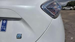 Balts Renault Zoe 2015 Tauragė, ar dzinēja tilpumu 0.00 L un nobraukumu 130 tūkst. km par 4280 €, foto 8 vietnē AUTOMOTO.COM.LV