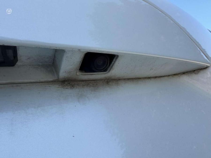 Balts Renault Zoe 2015 Marijampole, ar dzinēja tilpumu 0.00 L un nobraukumu 150 tūkst. km par 2200 €, foto 13 vietnē AUTOMOTO.COM.LV