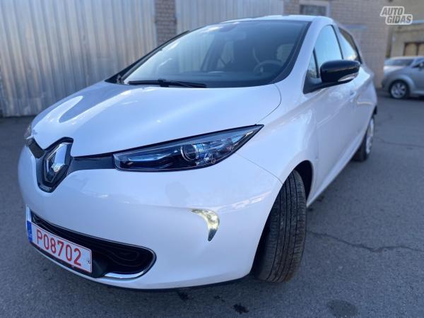 White Renault Zoe 2016 in Kaunas, with an engine capacity of 0.00 L and mileage of 65 thousand km for 3500 €, photo 1 on AUTOMOTO.COM.LV