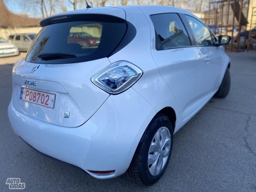 Balts Renault Zoe 2016 Kauņa, ar dzinēja tilpumu 0.00 L un nobraukumu 65 tūkst. km par 3500 €, foto 7 vietnē AUTOMOTO.COM.LV