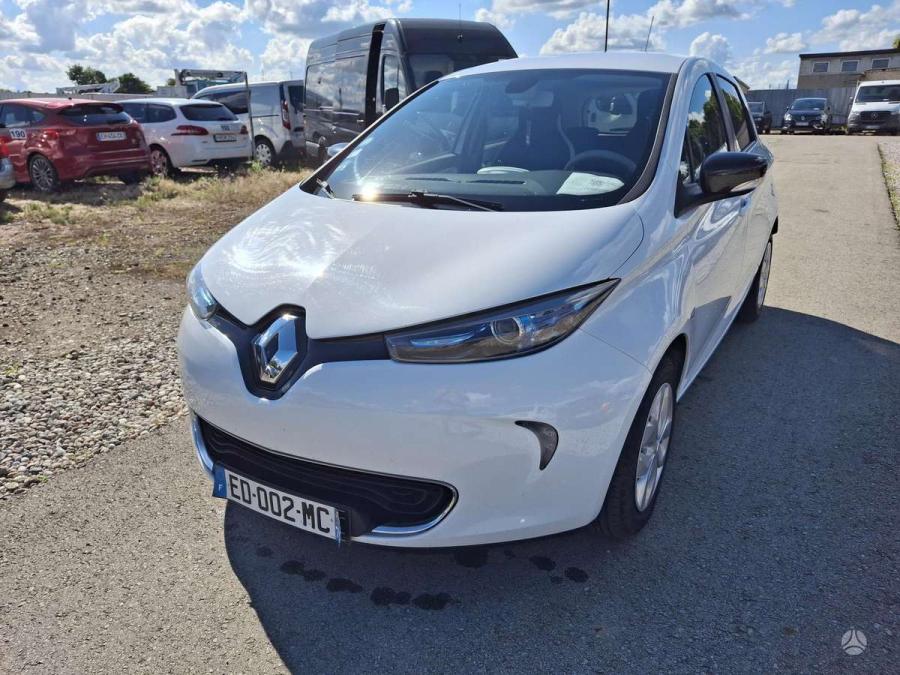 Balts Renault Zoe 2016 Tauragė, ar dzinēja tilpumu 0.00 L un nobraukumu 163 tūkst. km par 3950 €, foto 1 vietnē AUTOMOTO.COM.LV