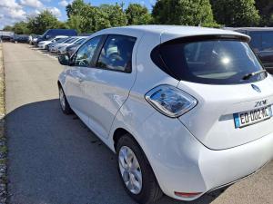 Balts Renault Zoe 2016 Tauragė, ar dzinēja tilpumu 0.00 L un nobraukumu 163 tūkst. km par 3950 €, foto 5 vietnē AUTOMOTO.COM.LV