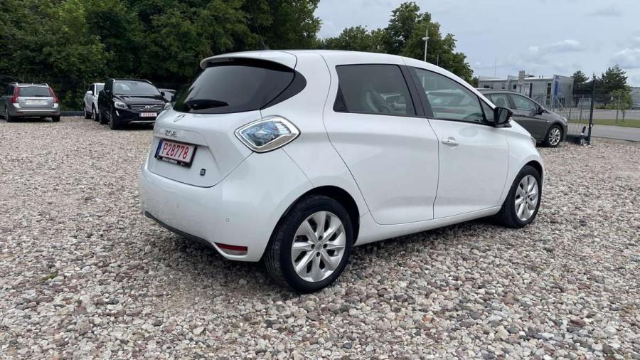 Balts Renault Zoe 2016 Kauņa, ar dzinēja tilpumu 0.00 L un nobraukumu 100 tūkst. km par 5750 €, foto 6 vietnē AUTOMOTO.COM.LV