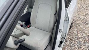 Balts Renault Zoe 2016 Kauņa, ar dzinēja tilpumu 0.00 L un nobraukumu 100 tūkst. km par 5750 €, foto 10 vietnē AUTOMOTO.COM.LV