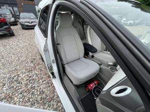 Balts Renault Zoe 2016 Kauņa, ar dzinēja tilpumu 0.00 L un nobraukumu 100 tūkst. km par 5750 €, foto 15 vietnē AUTOMOTO.COM.LV