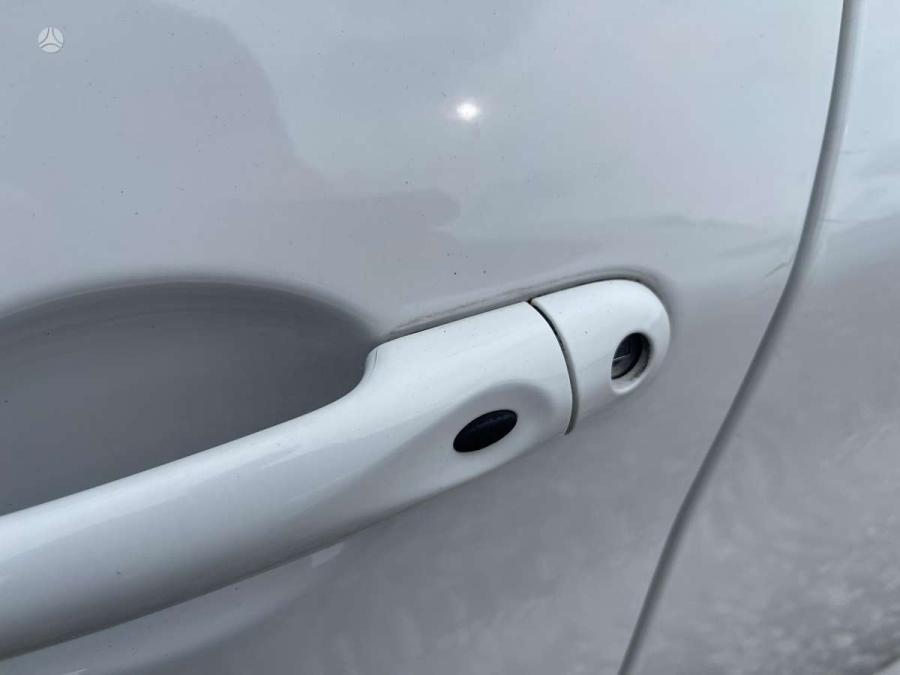 Balts Renault Zoe 2016 Kauņa, ar dzinēja tilpumu 0.00 L un nobraukumu 100 tūkst. km par 5750 €, foto 21 vietnē AUTOMOTO.COM.LV
