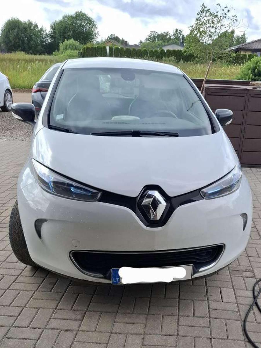 Balts Renault Zoe 2016 Kauņa, ar dzinēja tilpumu 0.00 L un nobraukumu 117 tūkst. km par 5100 €, foto 4 vietnē AUTOMOTO.COM.LV
