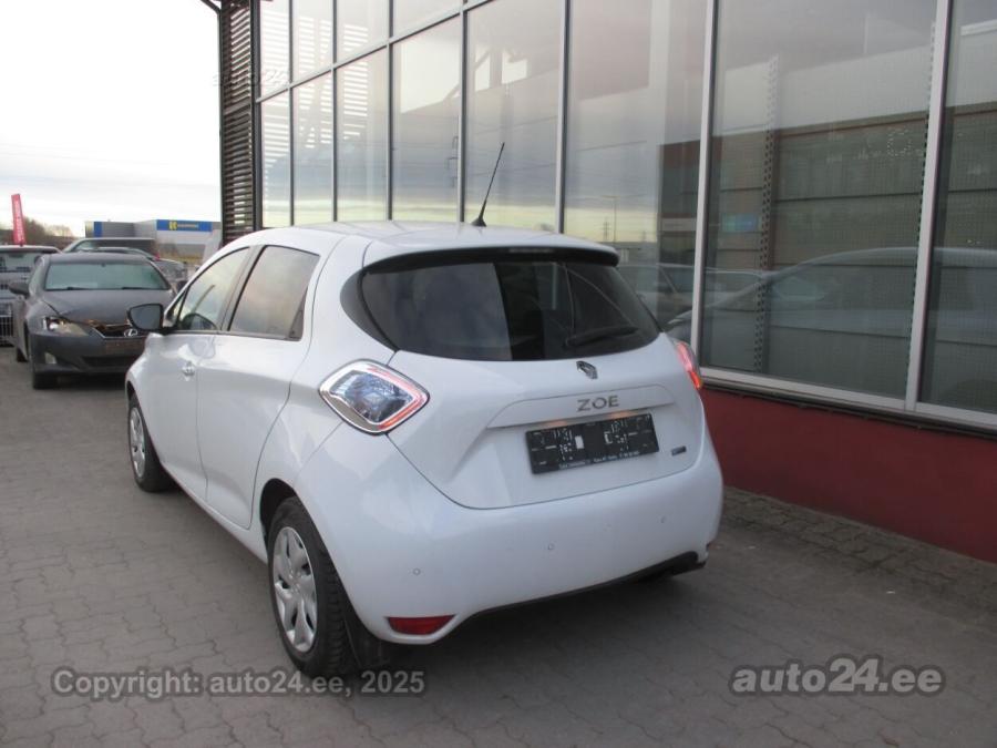 Balts Renault Zoe 2018 Tartu, ar dzinēja tilpumu 0.00 L un nobraukumu 29 tūkst. km par 9190 €, foto 5 vietnē AUTOMOTO.COM.LV