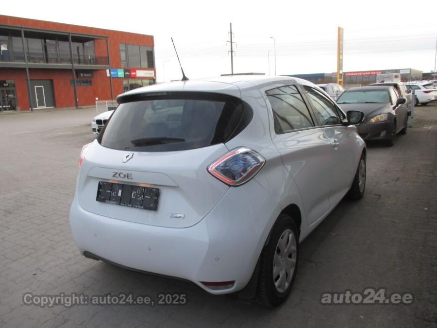 Balts Renault Zoe 2018 Tartu, ar dzinēja tilpumu 0.00 L un nobraukumu 29 tūkst. km par 9190 €, foto 6 vietnē AUTOMOTO.COM.LV