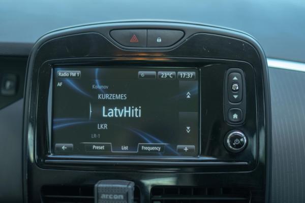 Balts Renault Zoe 2018 Rīga, ar dzinēja tilpumu 0.00 L un nobraukumu 124 tūkst. km par 8500 €, foto 9 vietnē AUTOMOTO.COM.LV