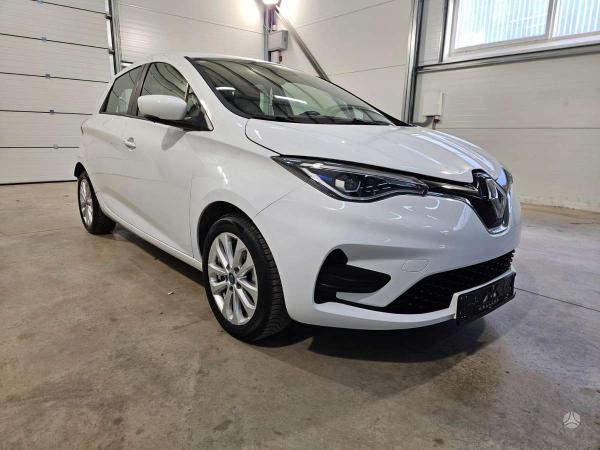 White Renault Zoe 2020 in Marijampole, with an engine capacity of 0.00 L and mileage of 112 thousand km for 9668 €, photo 1 on AUTOMOTO.COM.LV