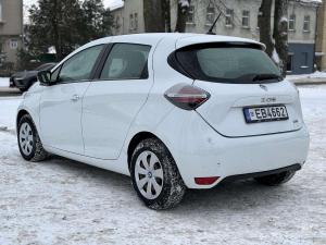 White Renault Zoe 2020 in Ukmerge, with an engine capacity of 0.00 L and mileage of 41 thousand km for 7200 €, photo 7 on AUTOMOTO.COM.LV