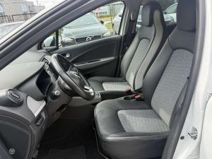 Balts Renault Zoe 2020 Viļņa, ar dzinēja tilpumu 0.00 L un nobraukumu 66 tūkst. km par 9700 €, foto 6 vietnē AUTOMOTO.COM.LV