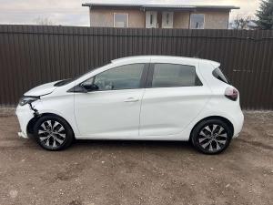 White Renault Zoe 2023 in Kaunas, with an engine capacity of 0.00 L and mileage of 24 thousand km for 6999 €, photo 5 on AUTOMOTO.COM.LV