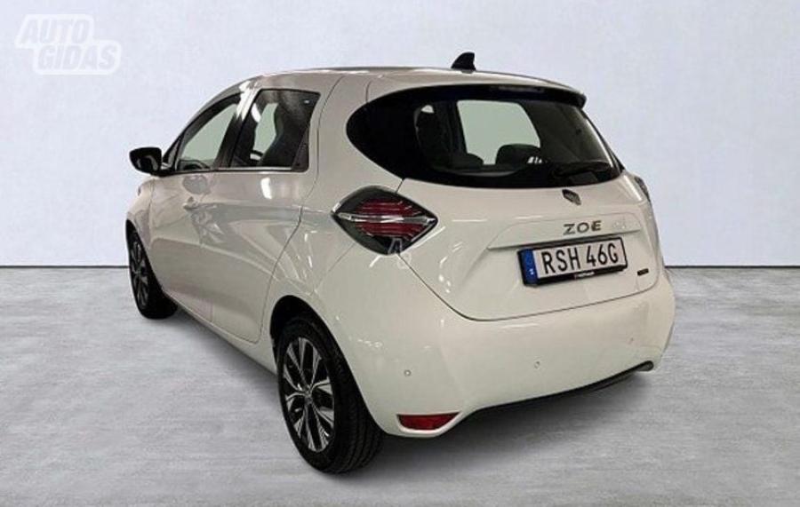 White Renault Zoe 2023 in Kaunas, with an engine capacity of 0.00 L and mileage of 23 thousand km for 22919 €, photo 4 on AUTOMOTO.COM.LV